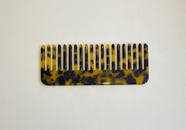 GM Wide-Tooth Tortoise shell comb – George Michael Long Hair